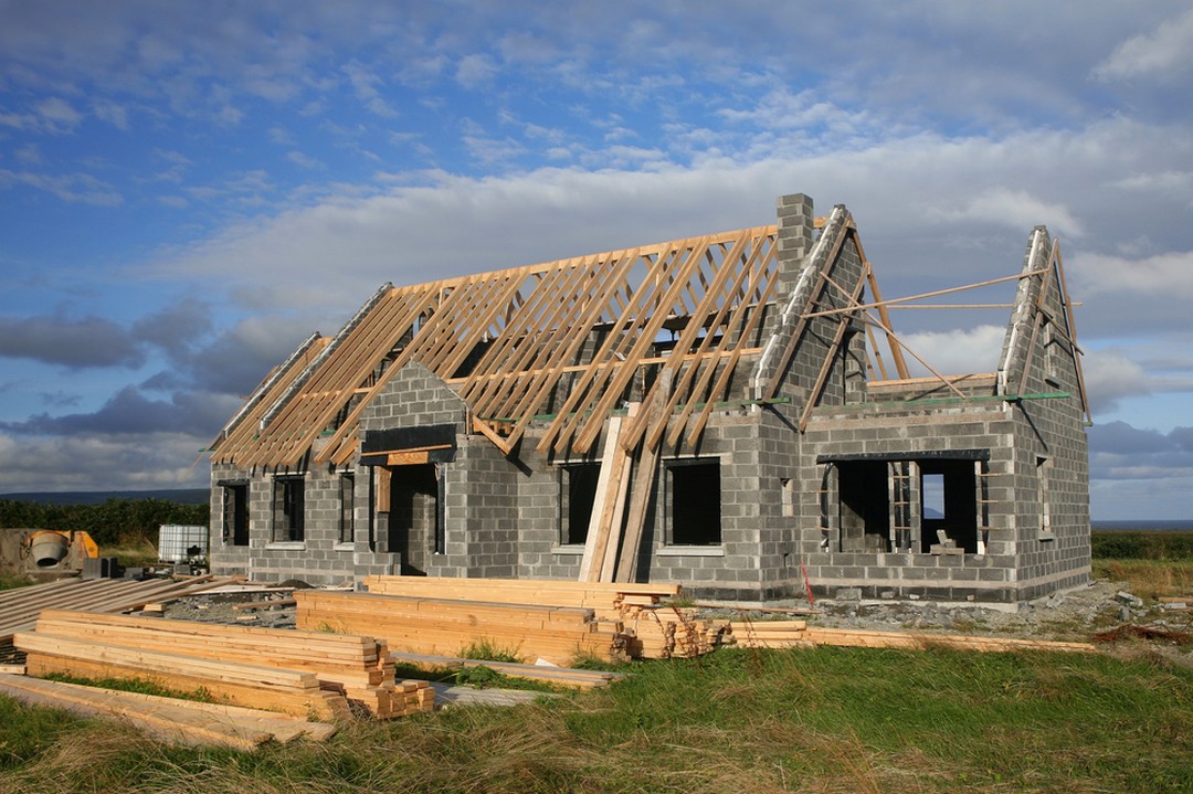 Les maisons traditionnelles : parpaing et briques | Constructeur.pro
